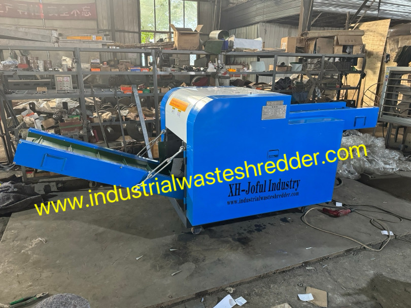 800C Small Plastic Film Cutting Machine 7.5KW Cuting Motor Color Logo ...